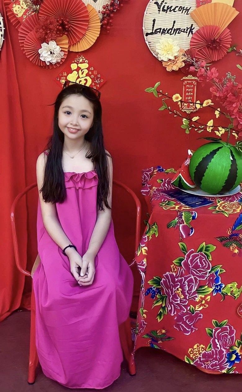 Cadie Mộc Trà ngày càng xinh xắn, cao lớn phổng phao được khen ngợi ...